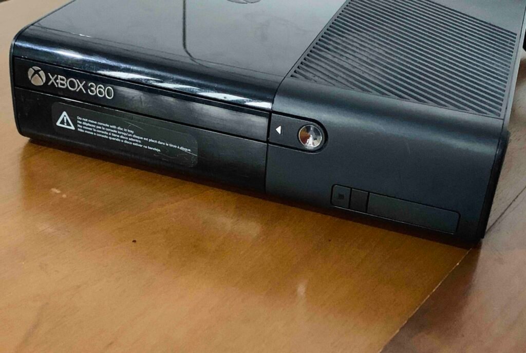 🟡Xbox 360 Super Slim Desbloqueado LTU 3.0 - Microsoft - Ifgames Diversões